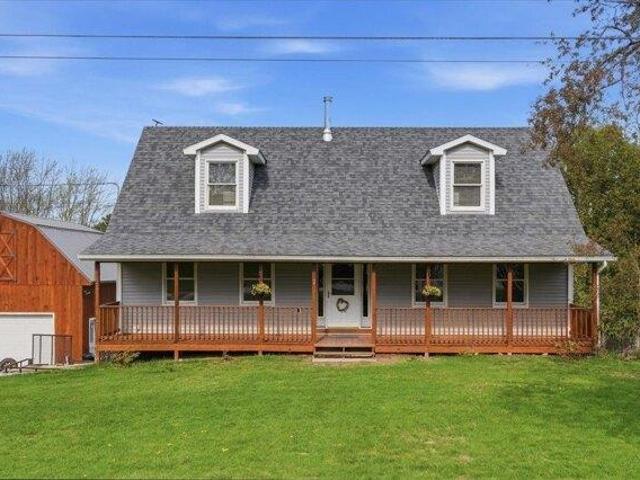 3 bedroom, Milton VT 05468 102529140