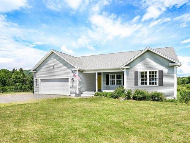 3 bedroom, Milton VT 05468 103932092