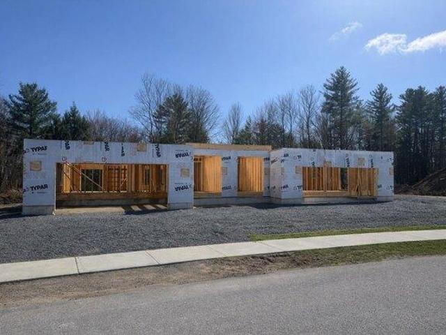 3 bedroom, Milton VT 05468 104077568