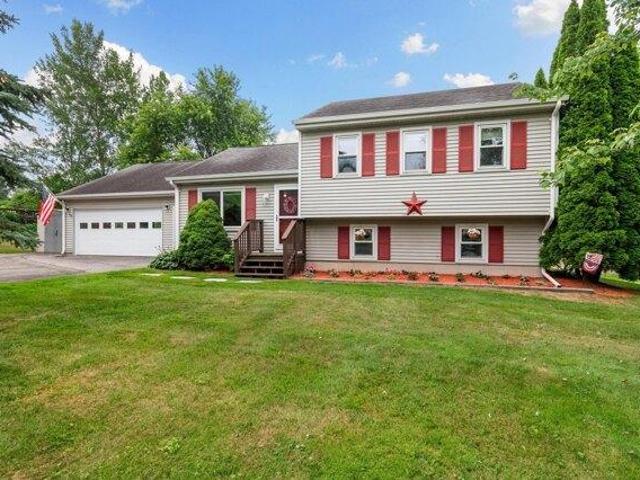 3 bedroom, Milton VT 05468 104189895