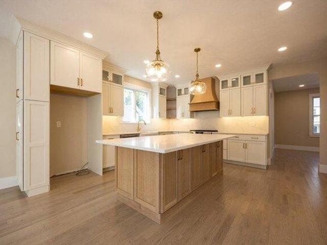 3 bedroom, Norfolk MA 02056 LS102726067