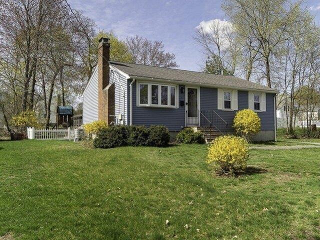 3 bedroom, Norwood MA 02062 101898464