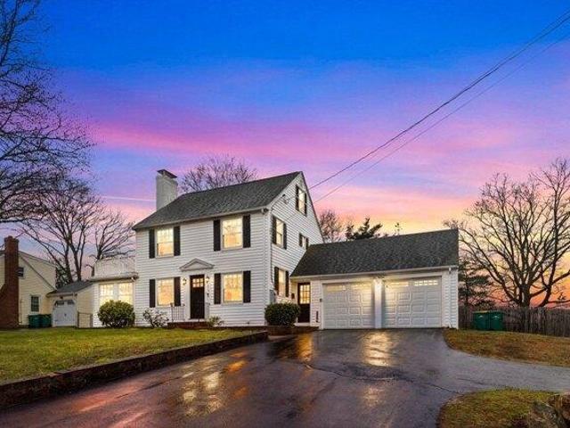 3 bedroom, Norwood MA 02062 LS102635278