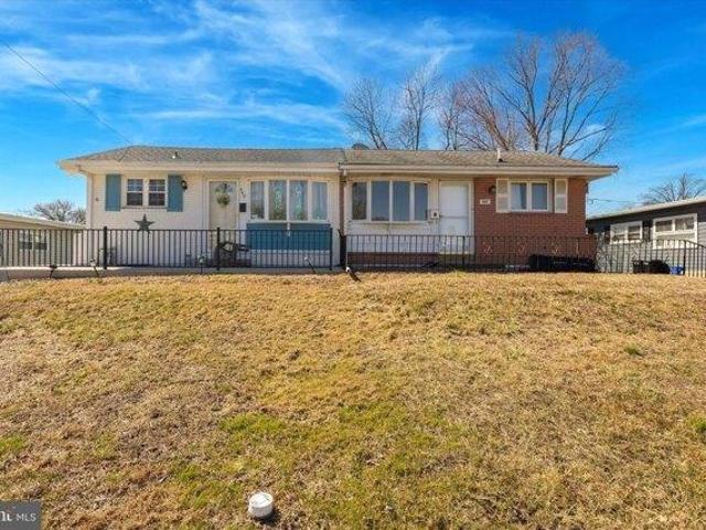 3 bedroom, Norwood PA 19074 LS89522652