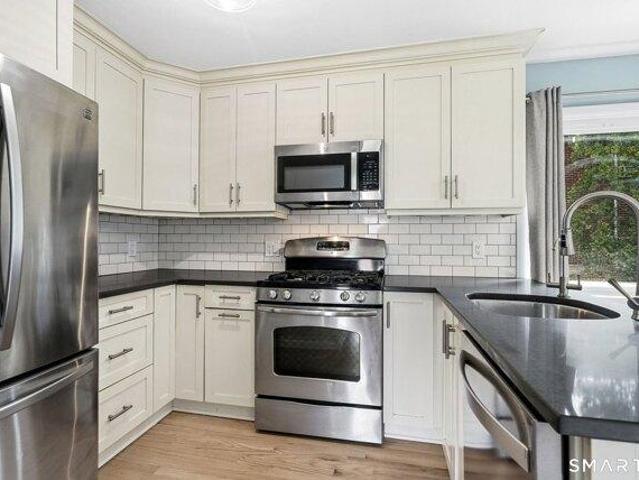 3 bedroom, Norwalk CT 06851 102154272