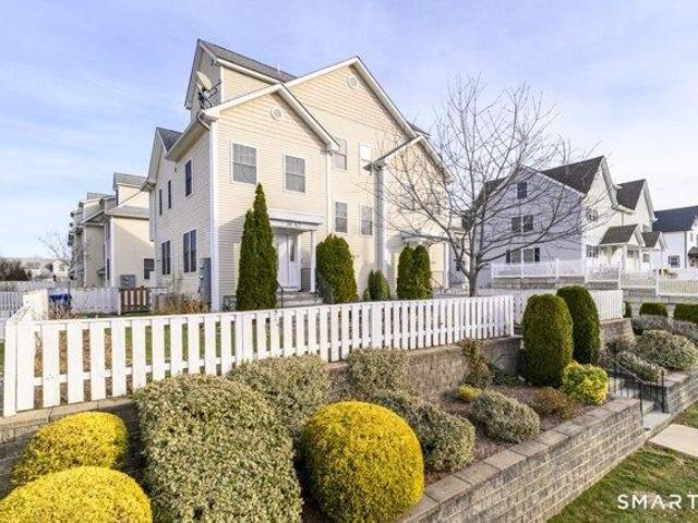 3 bedroom, Norwalk CT 06854 104192342