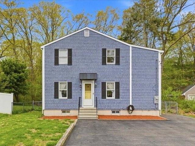 3 bedroom, Norwell MA 02061 104444500