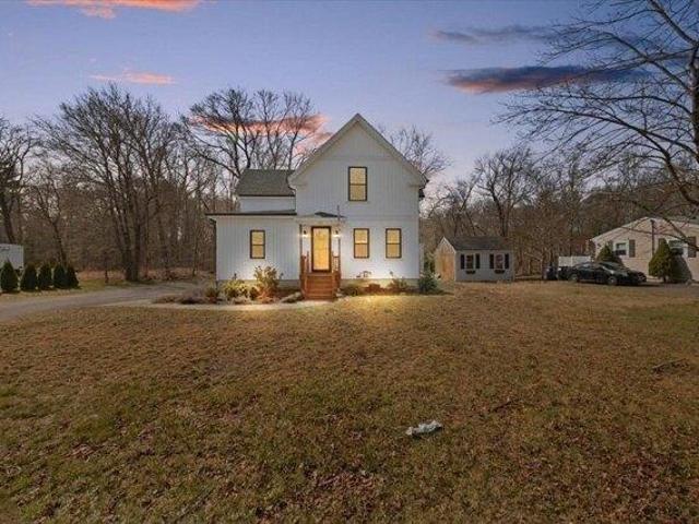 3 bedroom, Norton MA 02766 103020374