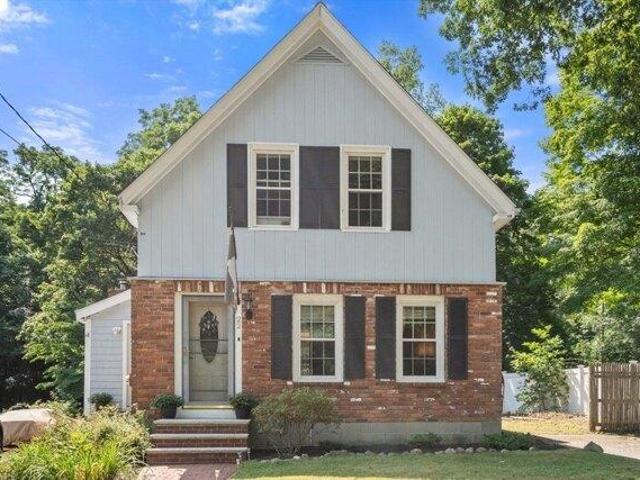 3 bedroom, Norton MA 02766 105081379