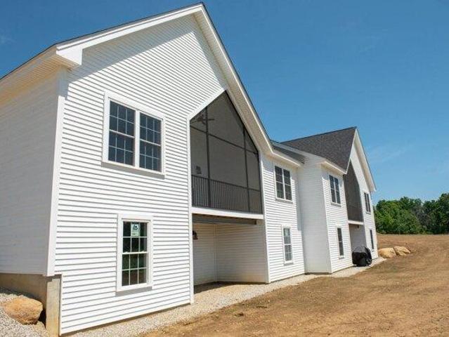3 bedroom, Northwood NH 03261 104788530