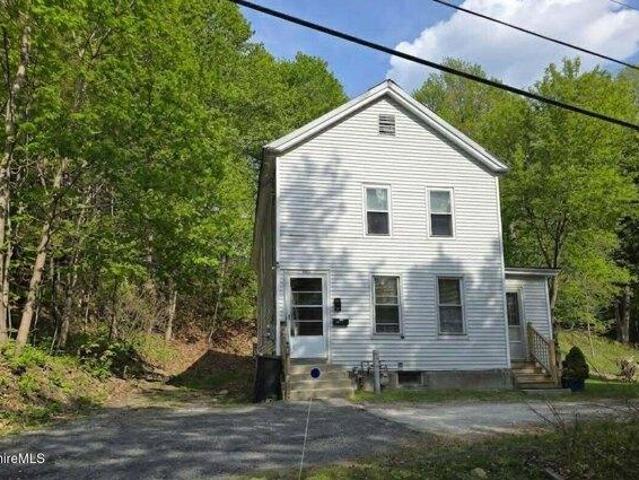 3 bedroom, North Adams MA 01247 105059858