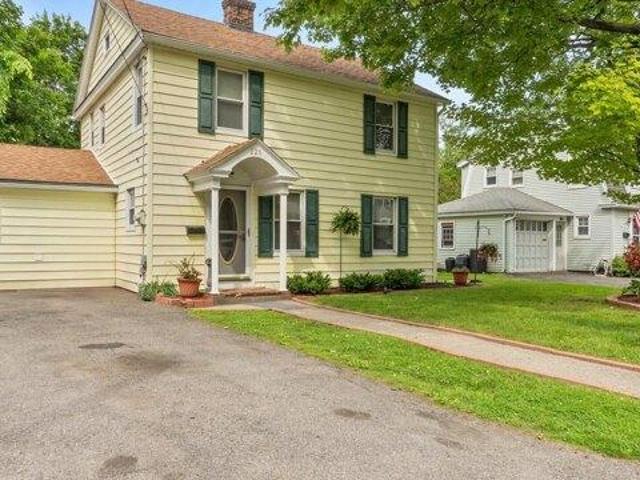 3 bedroom, North Adams MA 01247 105125145