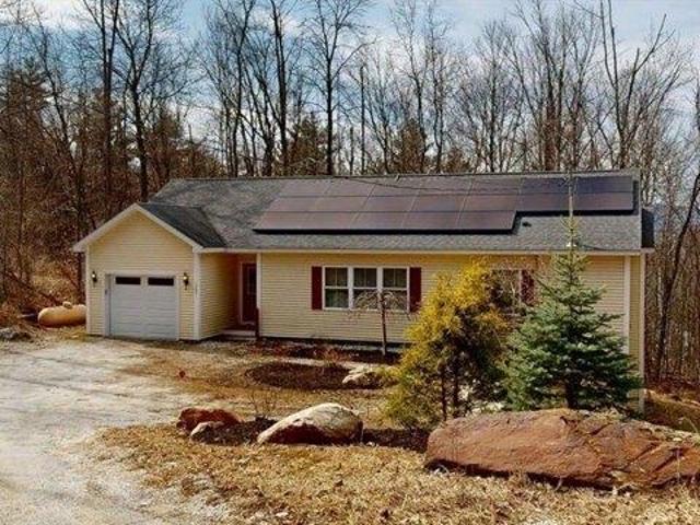3 bedroom, North Adams MA 01247 105125327