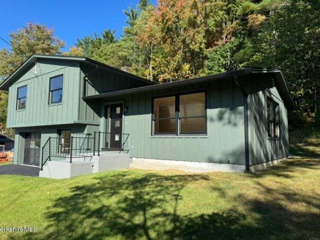 3 bedroom, North Adams MA 01247 102344248