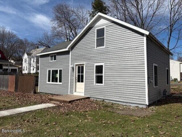 3 bedroom, North Adams MA 01247 102342778