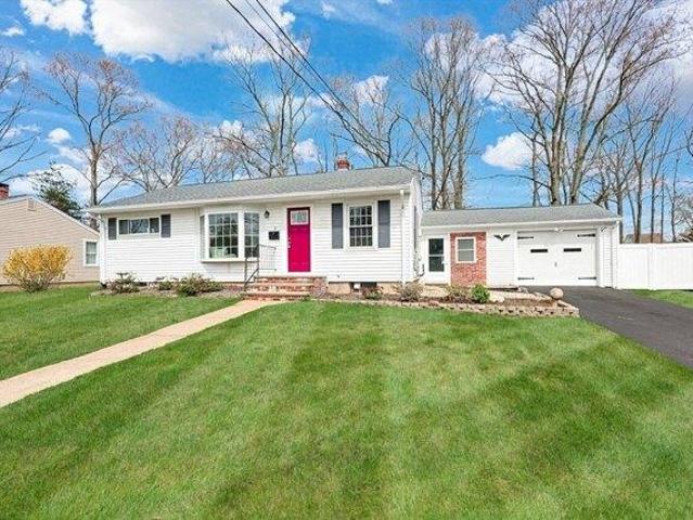 3 bedroom, North Attleboro MA 02760 102088818