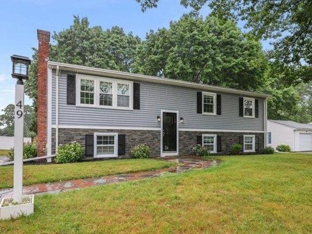 3 bedroom, North Attleboro MA 02760 104608631
