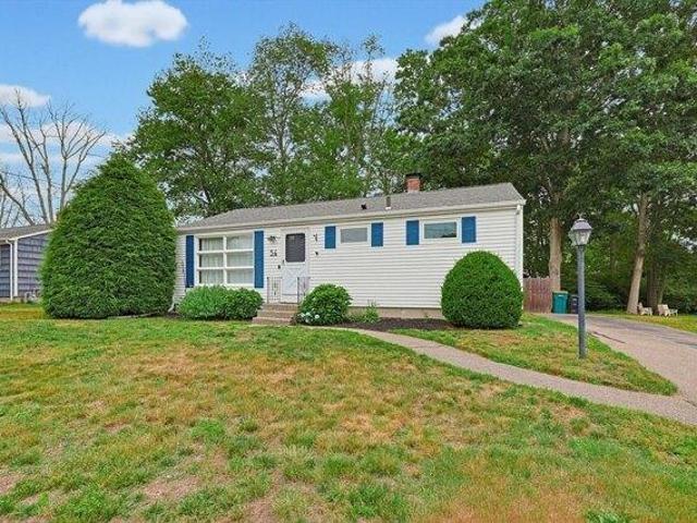 3 bedroom, North Attleboro MA 02760 104809681