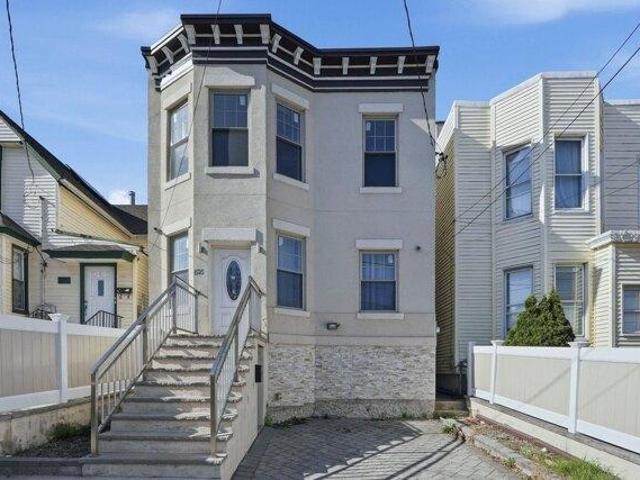 3 bedroom, North Bergen NJ 07047 102529728