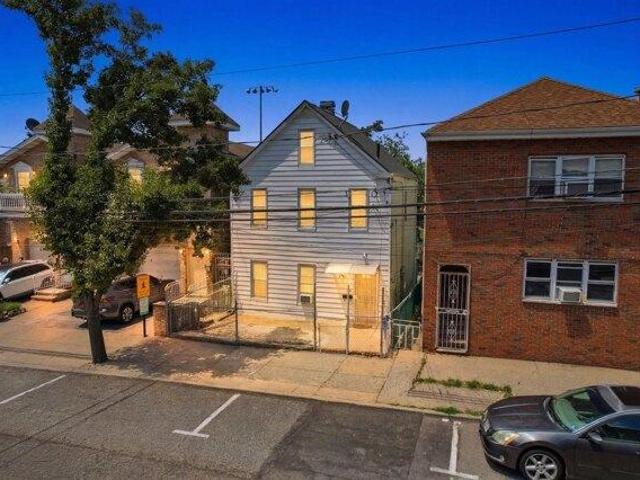 3 bedroom, North Bergen NJ 07047 104441909