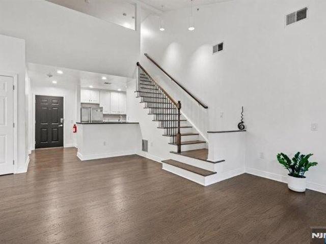 3 bedroom, North Bergen NJ 07047 104512609