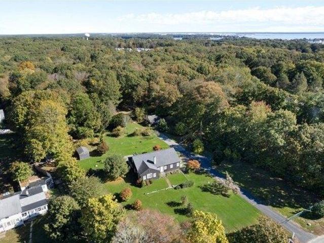 3 bedroom, North Kingstown RI 02852 LS102411697