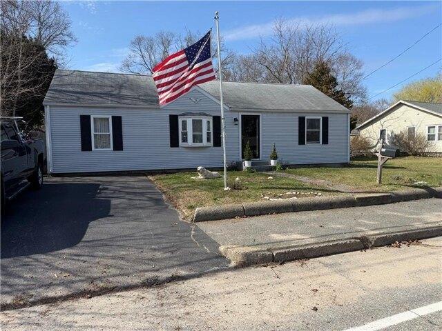 3 bedroom, North Kingstown RI 02852 102412712