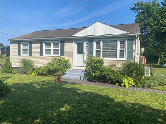 3 bedroom, North Kingstown RI 02852 104898346