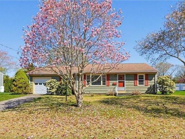 3 bedroom, North Kingstown RI 02852 104832140