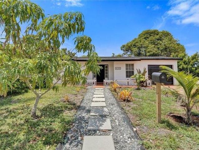 3 bedroom, North Lauderdale FL 33068 104899496