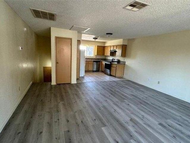 3 bedroom, North Las Vegas NV 89030 88385096