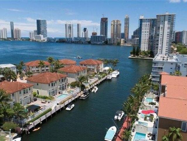 3 bedroom, North Miami Beach FL 33160 88129871
