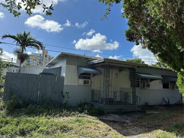 3 bedroom, North Miami Beach FL 33181 97031256