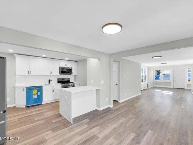 3 bedroom, North Middletown NJ 07748 104833583