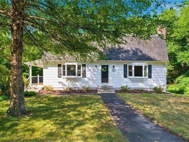 3 bedroom, North Smithfield RI 02896 104792425
