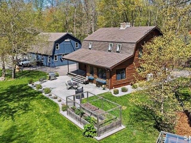 3 bedroom, North Stonington CT 06359 102562113
