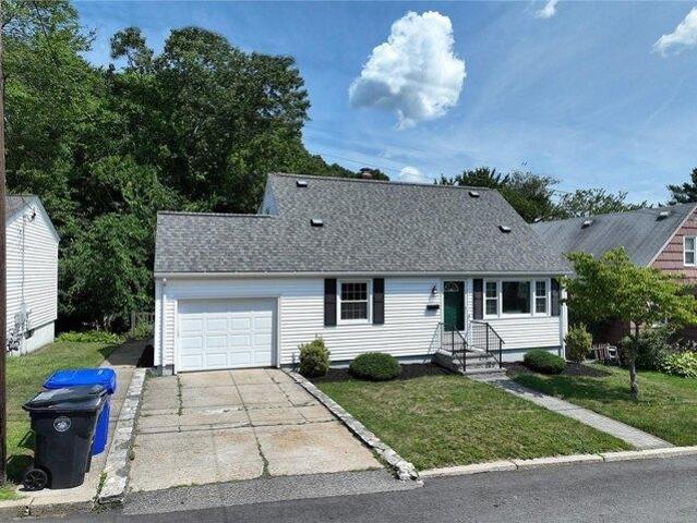 3 bedroom, North Providence RI 02911 104511193