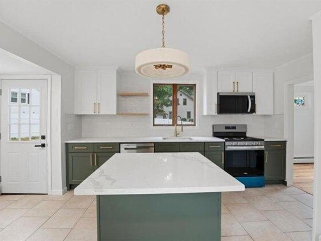 3 bedroom, North Providence RI 02911 104788018