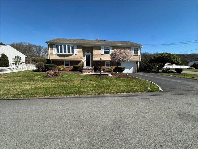 3 bedroom, North Providence RI 02911 LS102727754