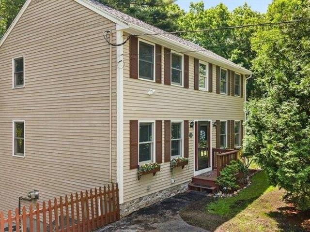 3 bedroom, North Reading MA 01864 104690101