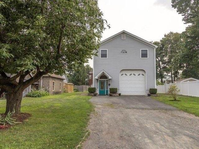 3 bedroom, Northampton MA 01060 105041011