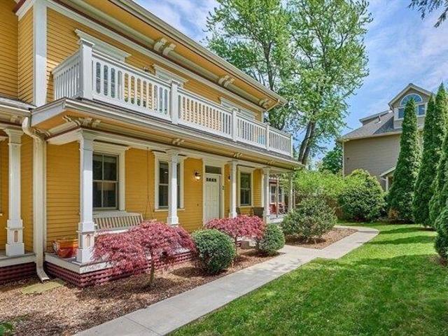 3 bedroom, Northampton MA 01060 102317594