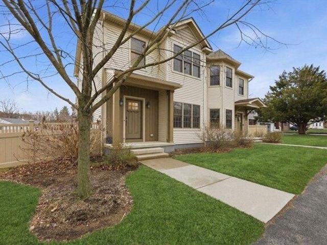 3 bedroom, Northampton MA 01060 LS102342735