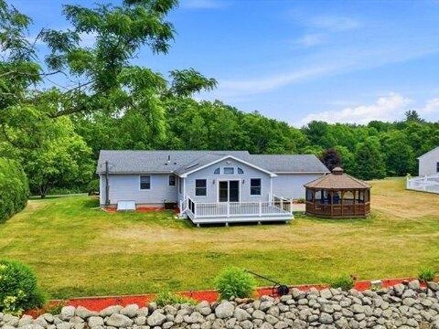 3 bedroom, Northampton MA 01062 104606303