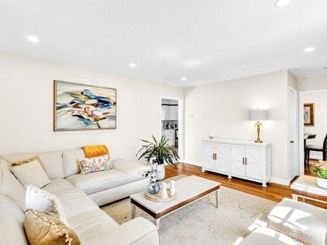 3 bedroom, Northborough MA 01532 103969680