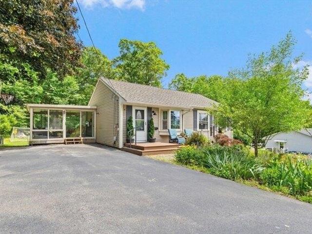 3 bedroom, Northbridge MA 01588 104411175