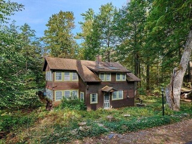 3 bedroom, Northfield MA 01360 LS102632218