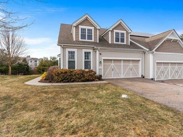 3 bedroom, Natick MA 01760 102478102