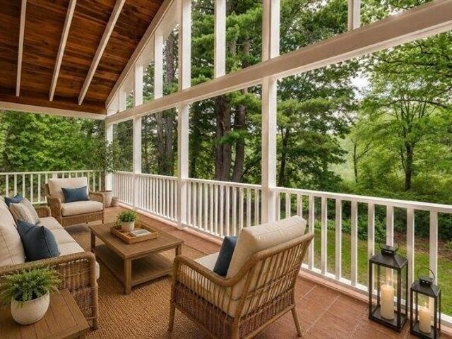 3 bedroom, Natick MA 01760 105061610