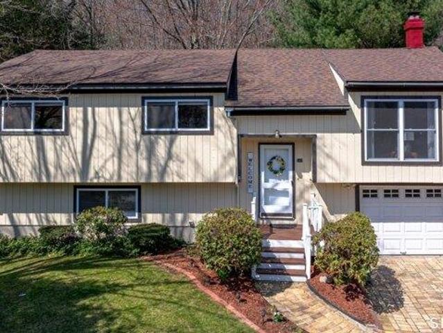 3 bedroom, Naugatuck CT 06770 102826968